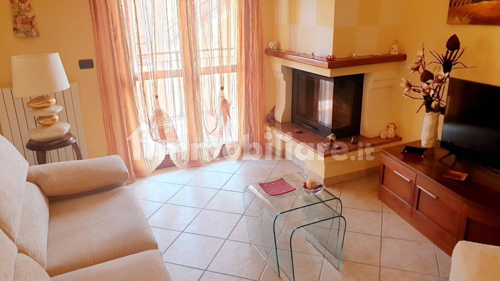 Bilocale via Monviso, Centro, Trecate