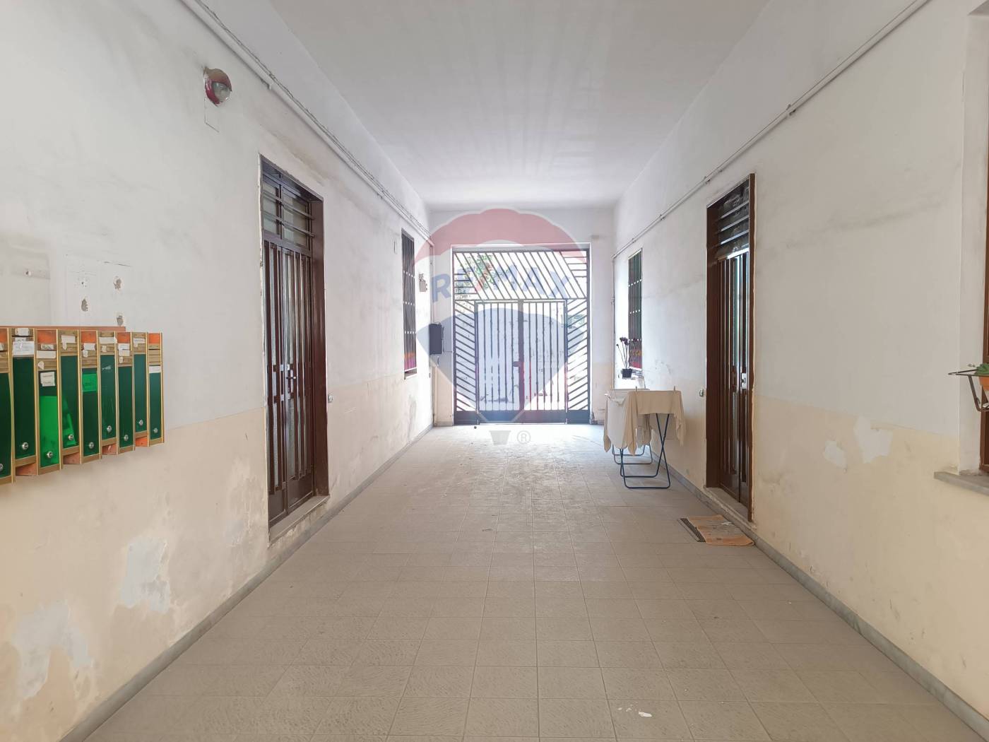 Bilocale da ristrutturare, secondo piano, Nocera Inferiore