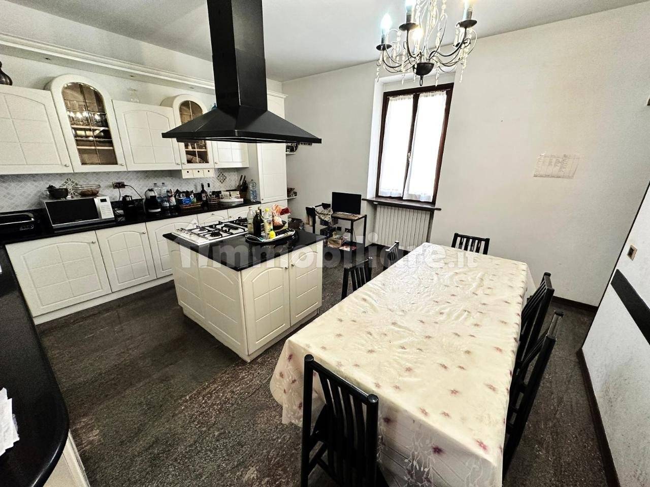 Appartamento ottimo stato, secondo piano, Porta Romana, Cremona