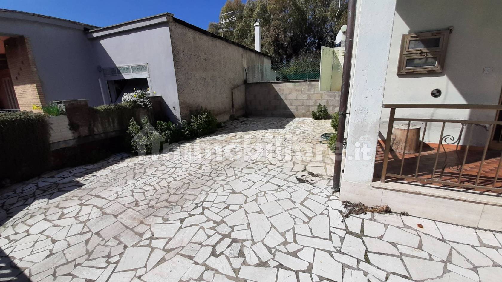 Trilocale via Enrico Toti, Montarelli - Via dei Giardini, Aprilia