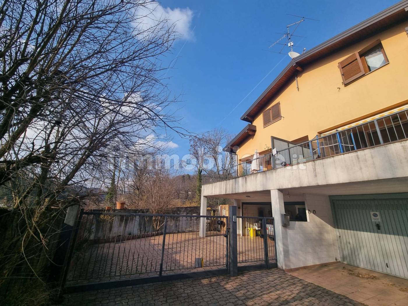 Trilocale via Torino 11, Rodero