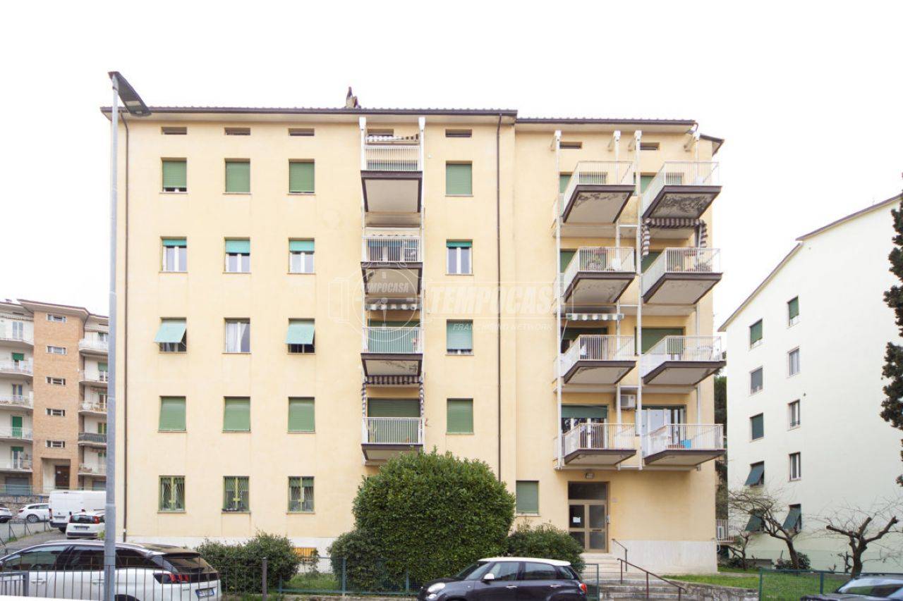 Quadrilocale via Goffredo Mameli 14, Centro, Perugia