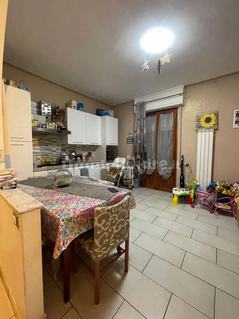 Trilocale via Sandro Botticelli 7, Poggibonsi