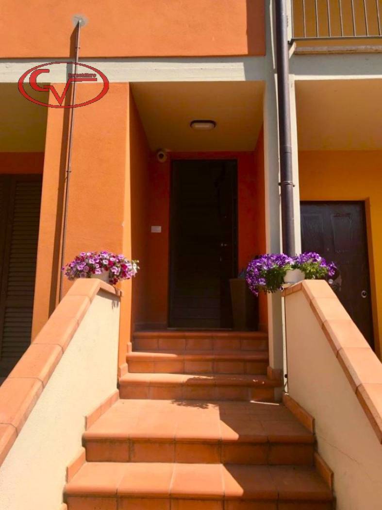 Trilocale levane, Montevarchi