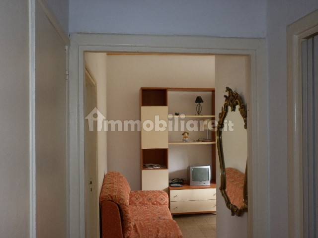 Bilocale zona Fiori, Cardeto - Battisti, Terni