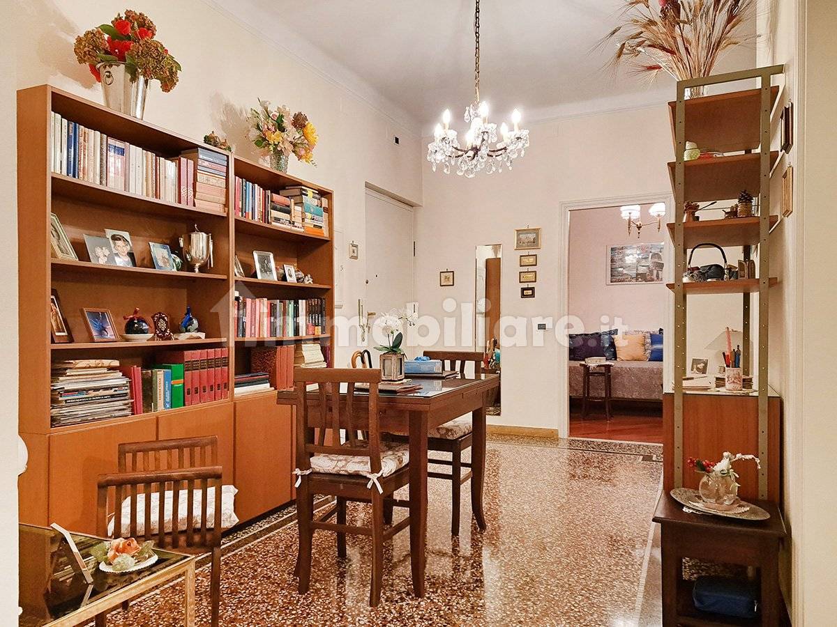 Appartamento piazza Gaetano Alimonda, Foce, Genova