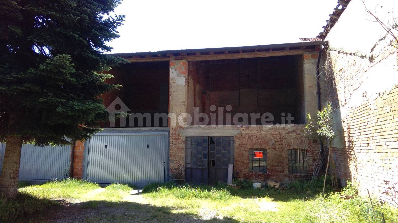 Garage - Box in Vendita