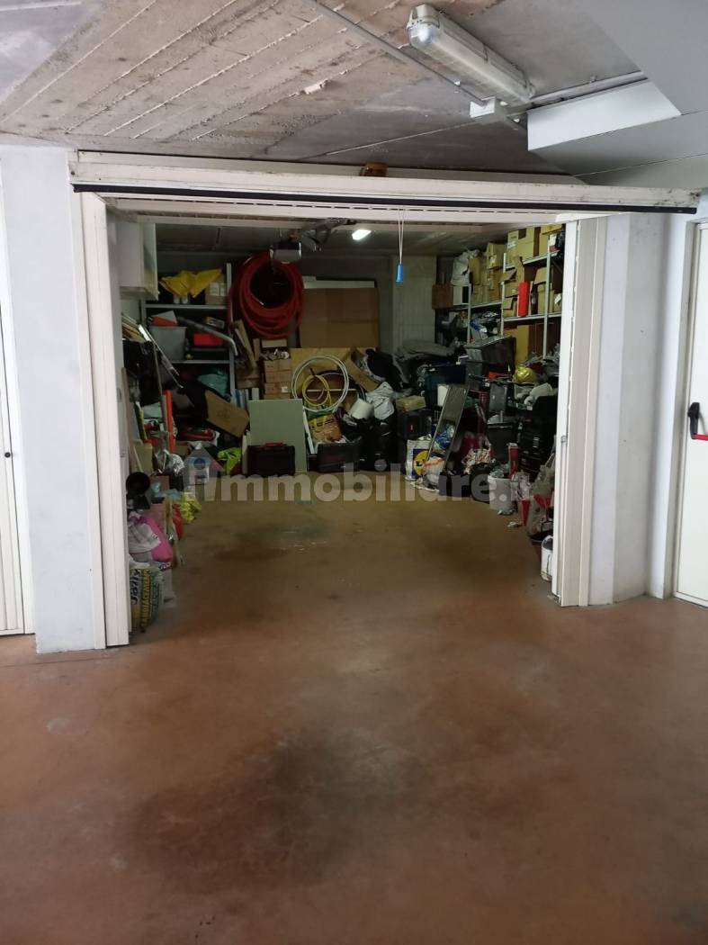 Garage - Box in Vendita