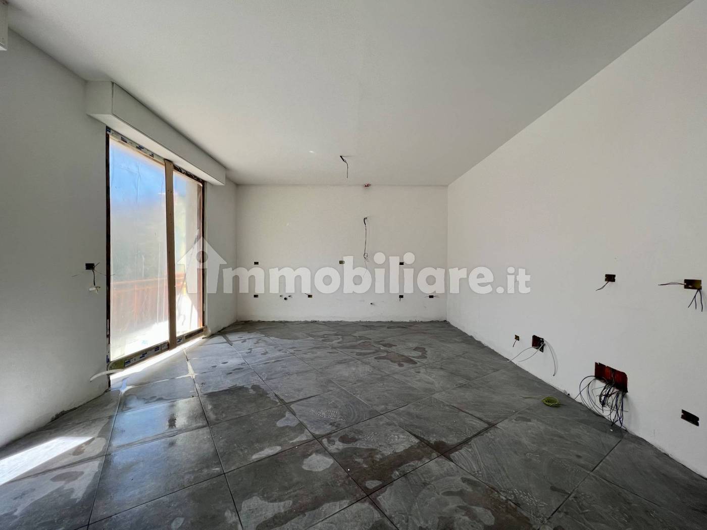 Trilocale via Pistoiese 9, San Donnino, Campi Bisenzio