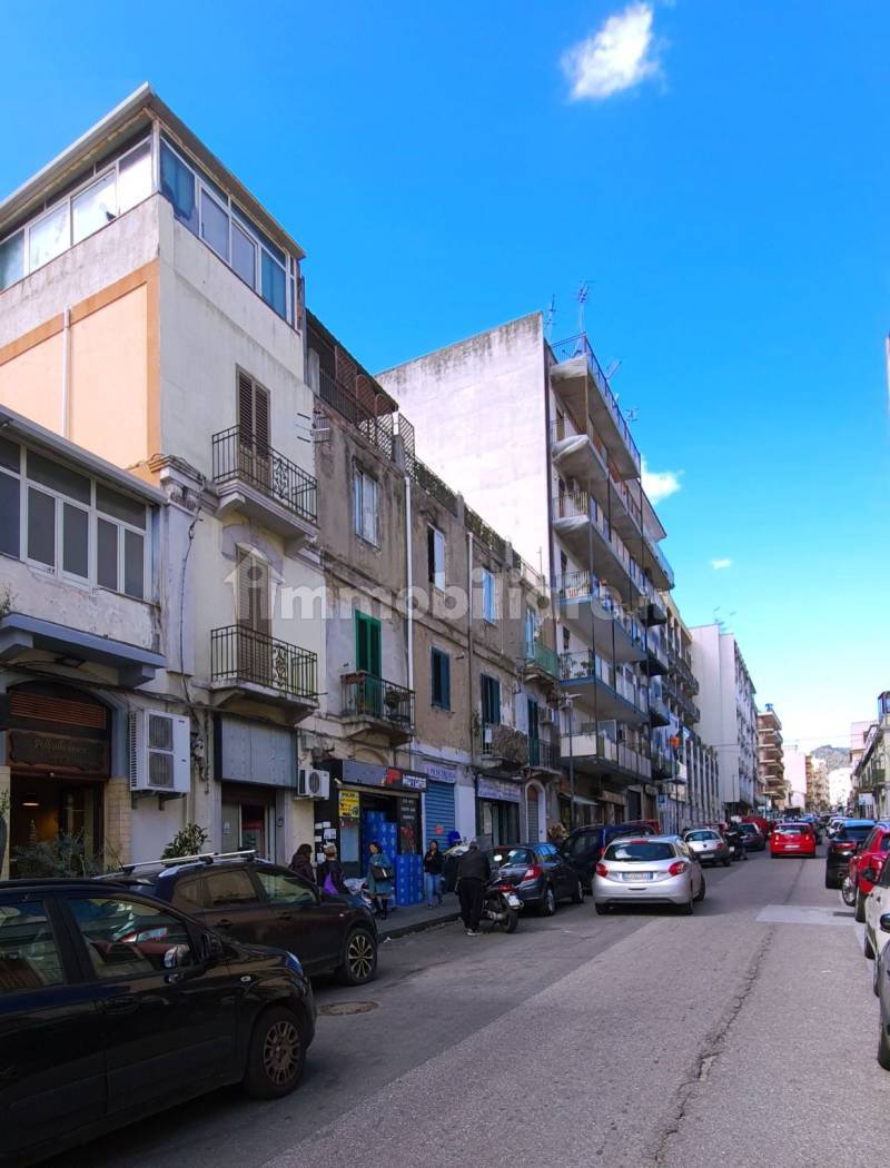 Bilocale via Palermo 143, Regina Margherita - Torrente Trapani, Messina
