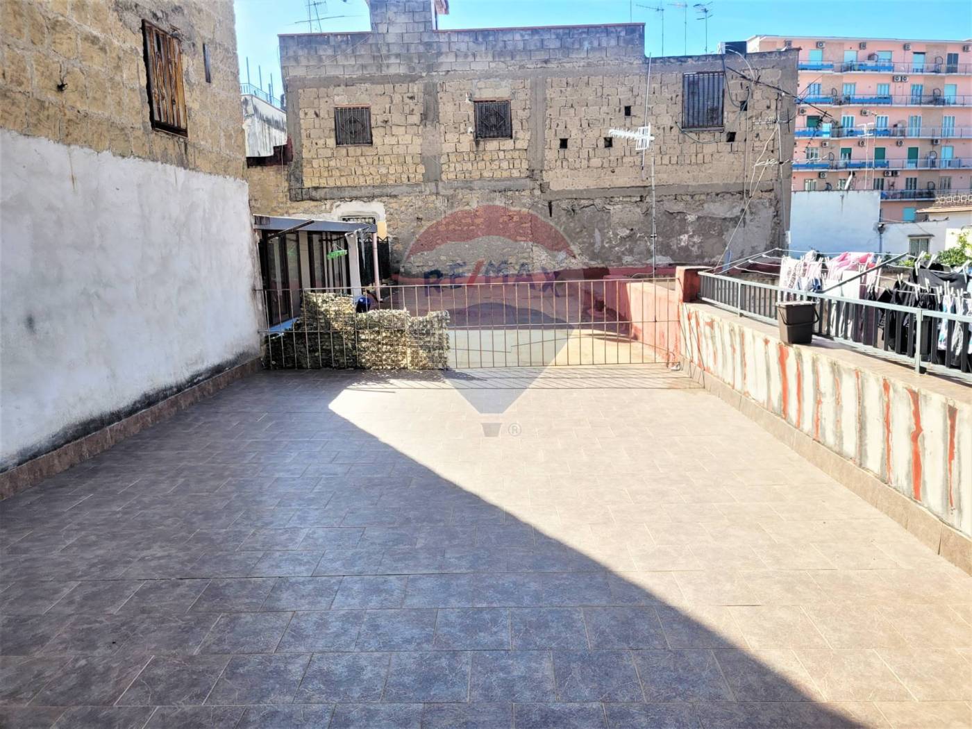 Trilocale corso Sirena 118, Barra, Napoli