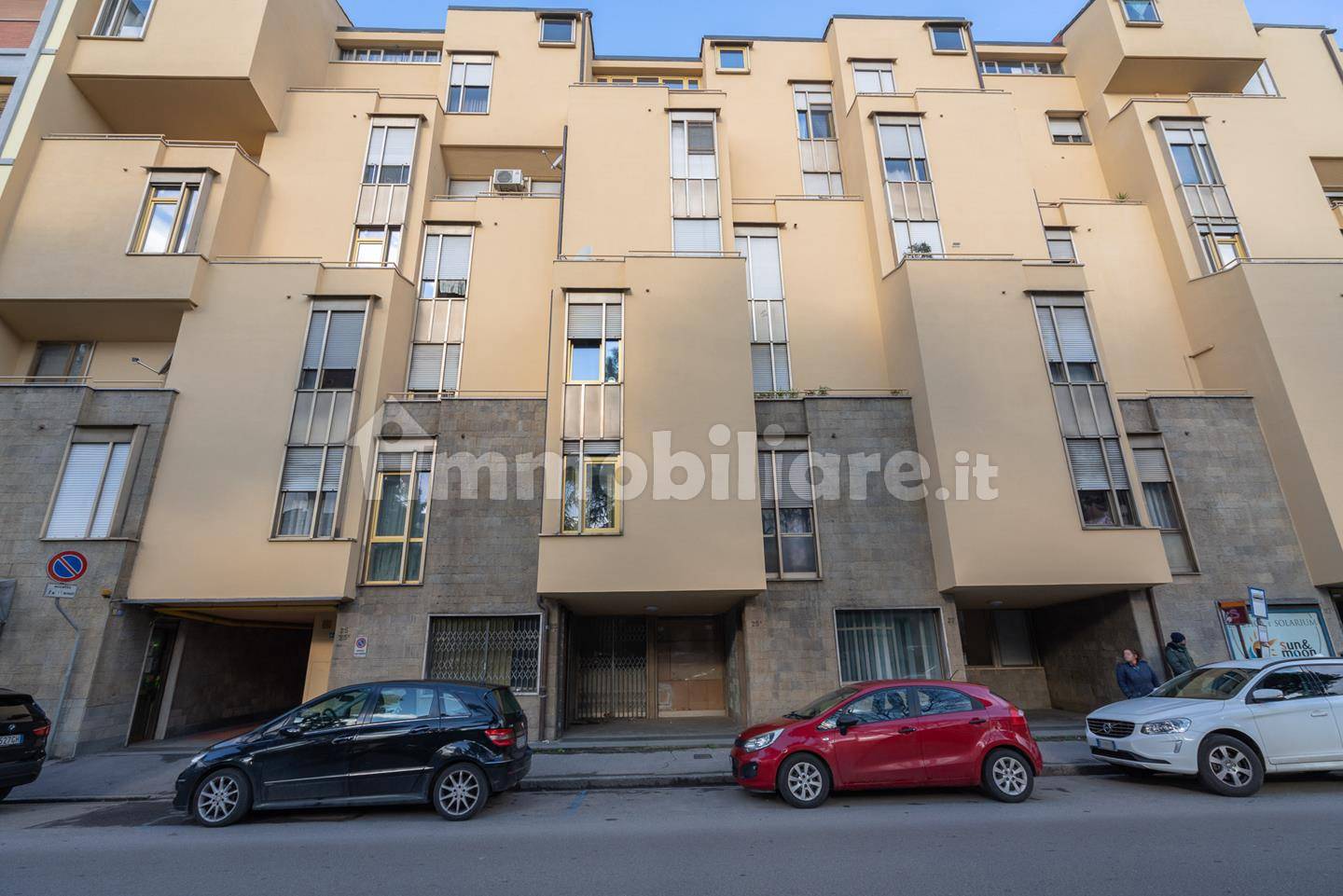 Locale commerciale in Vendita