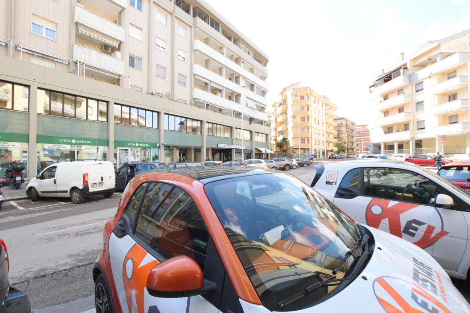 Locale commerciale in Vendita