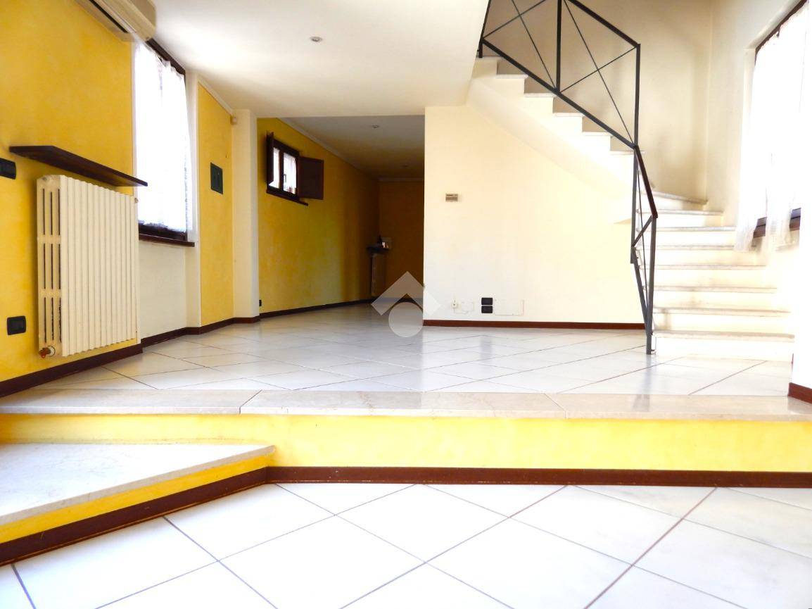 Trilocale via Buoso da Dovara 42, Porta Romana, Cremona