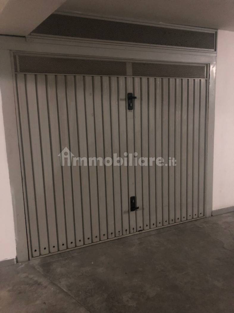 Garage - Box in Vendita