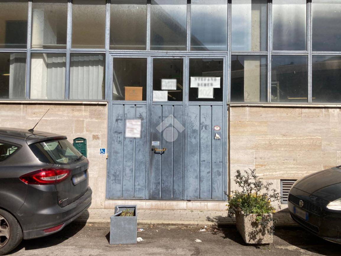 Laboratorio in Vendita