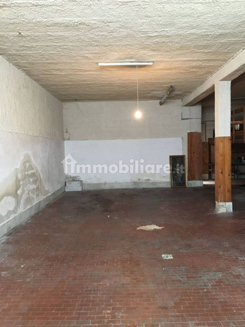 Garage - Box in Vendita