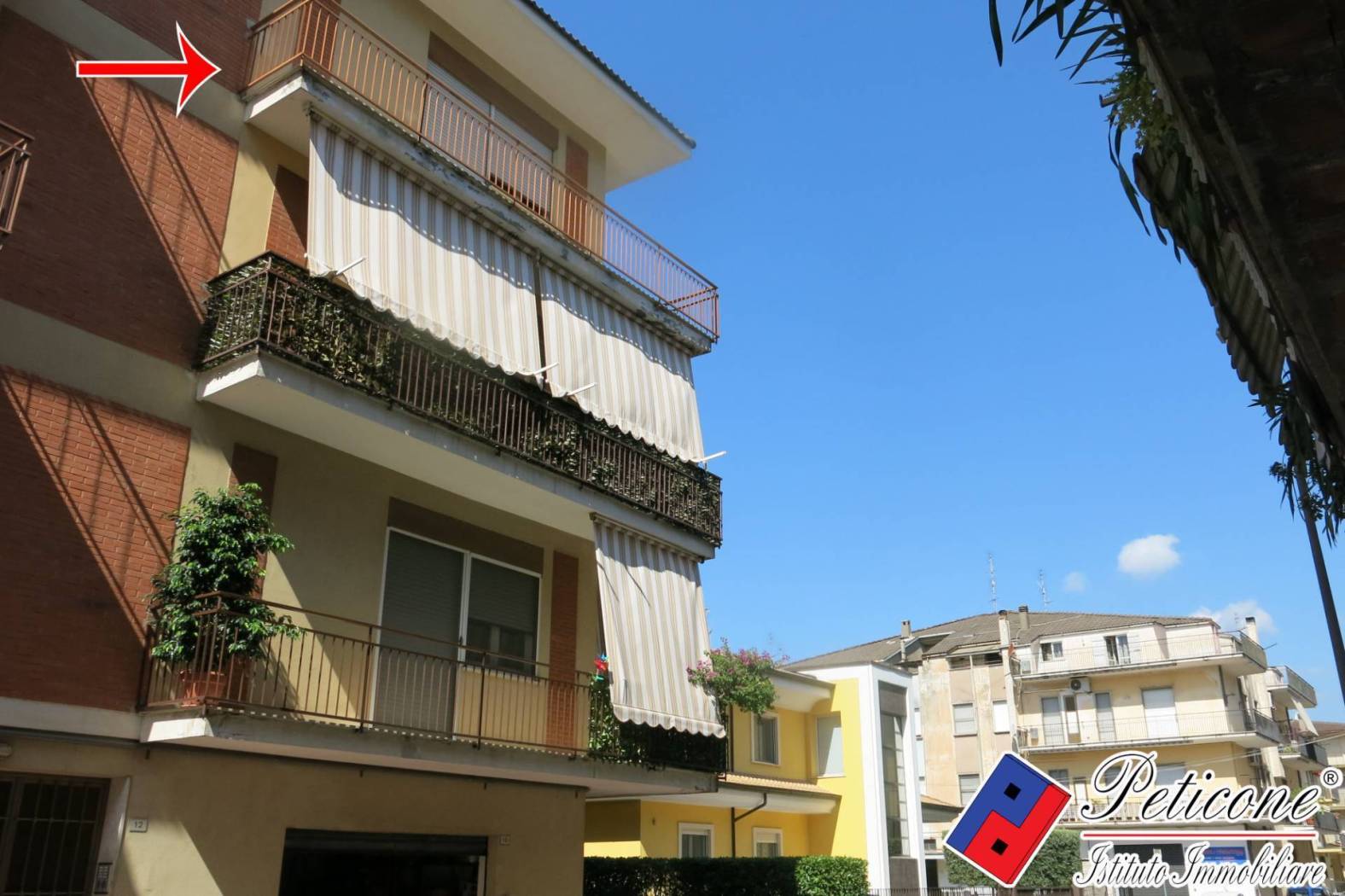 Appartamento via Ugo Foscolo, Centro, Fondi