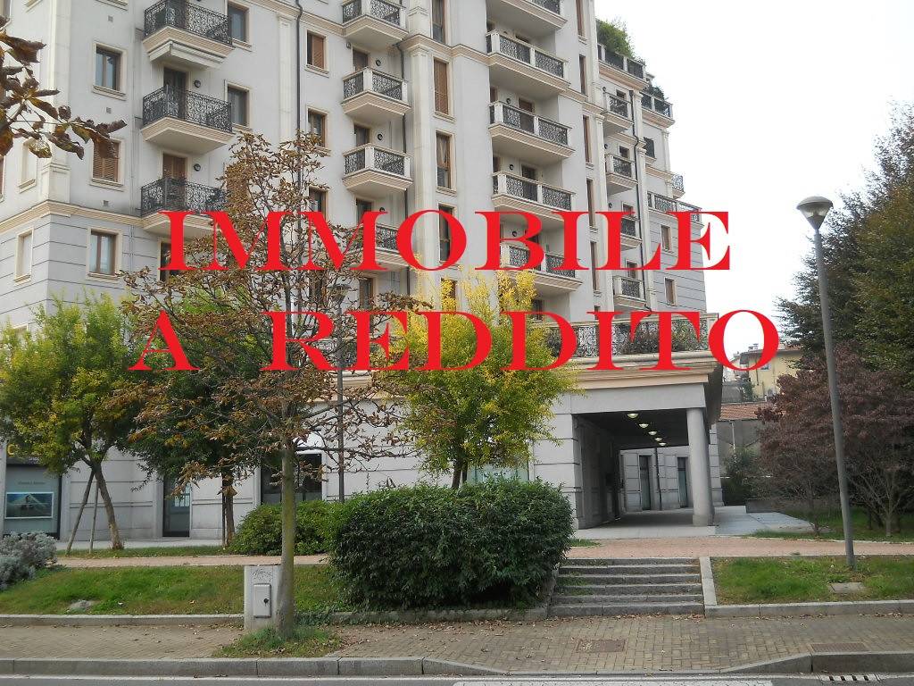 Locale commerciale in Vendita