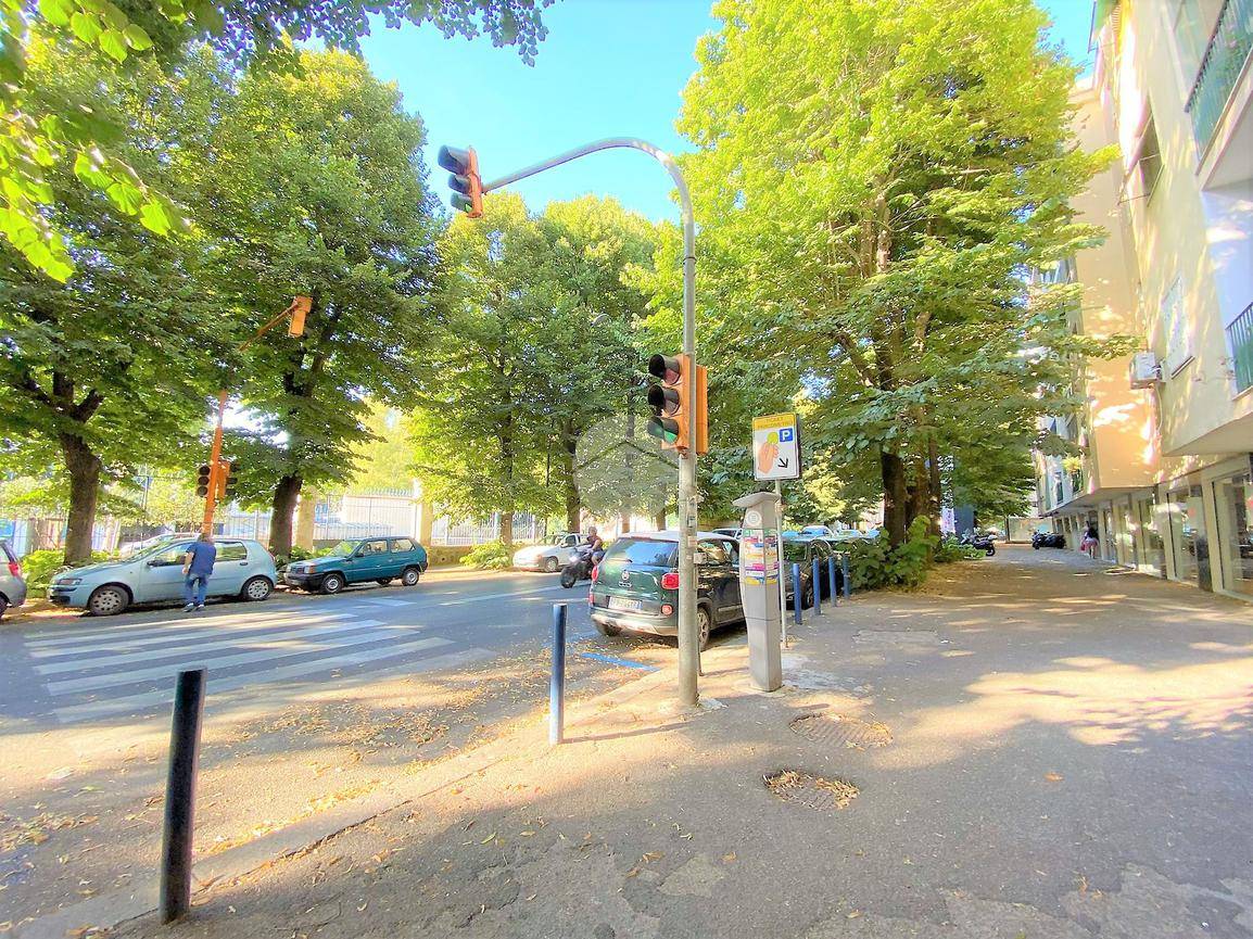 Trilocale viale John Fitzgerald Kennedy, Fuorigrotta, Napoli