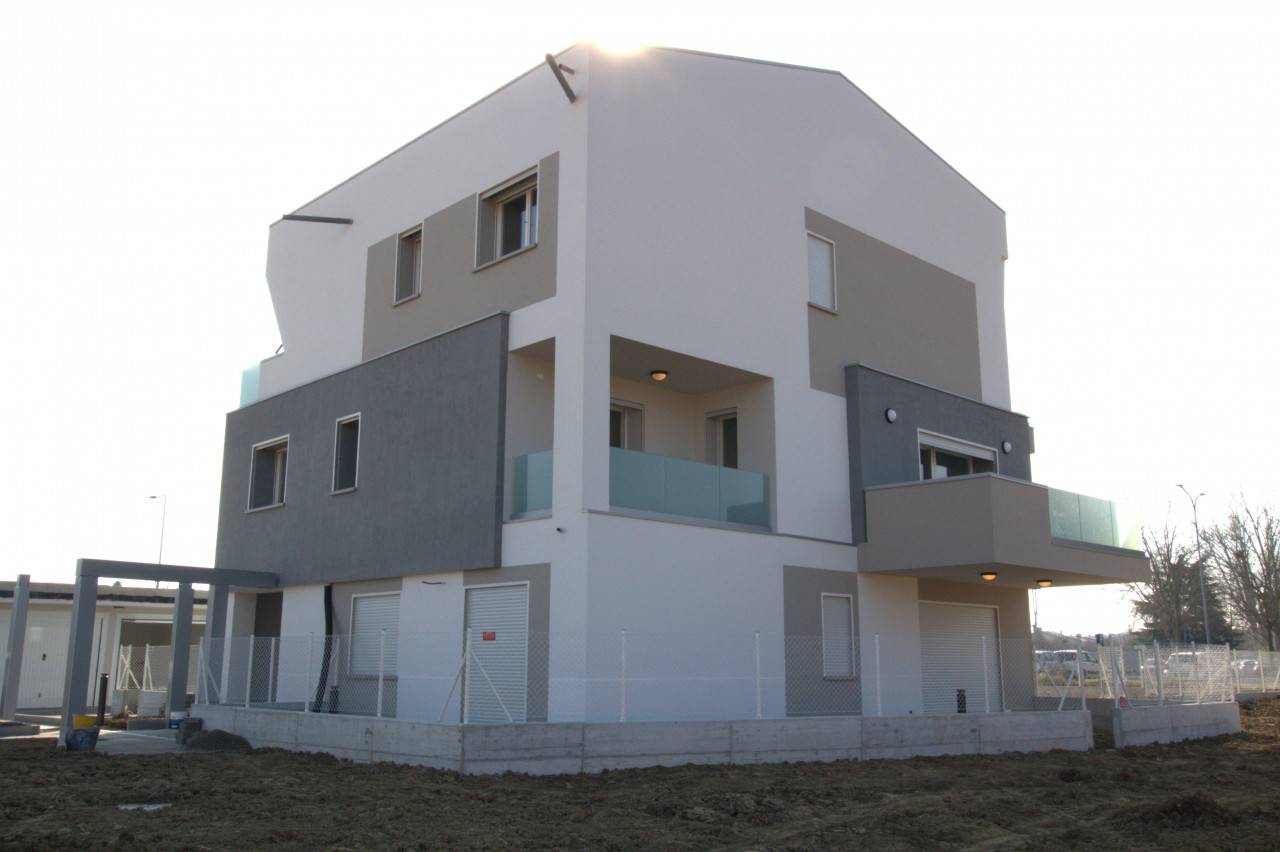 Trilocale San Giovanni in Persiceto via Cento, Centro, San Giovanni in Persiceto