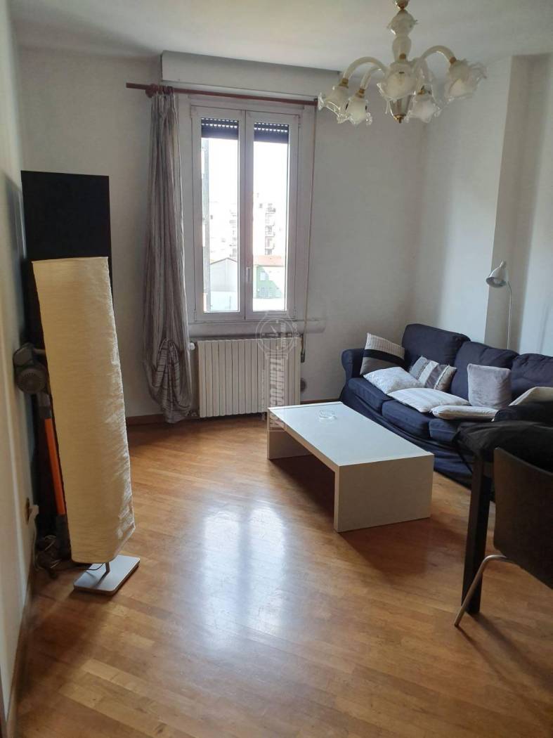 Bilocale via Francesco Arese 7, Zara, Milano