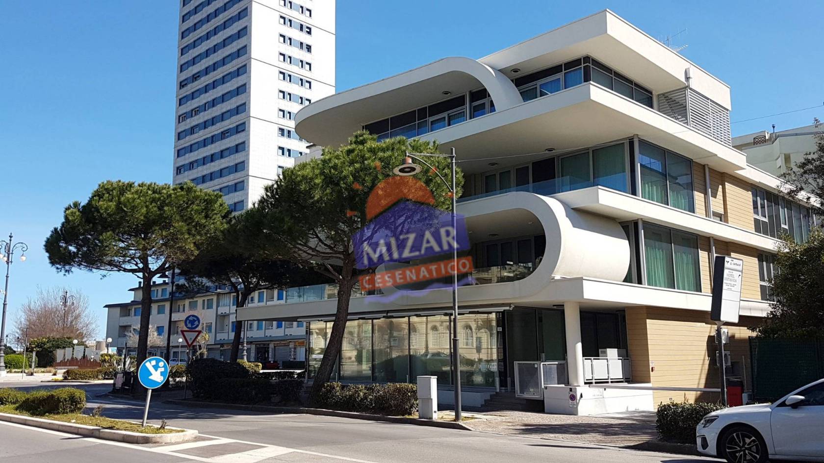 Locale commerciale in Vendita