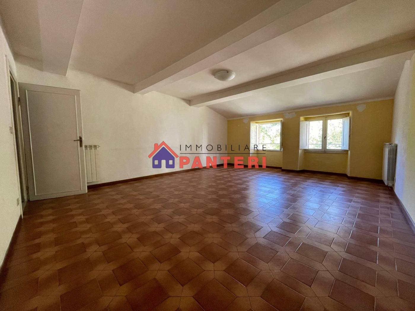 Appartamento Borgo della Vittoria, Centro, Pescia