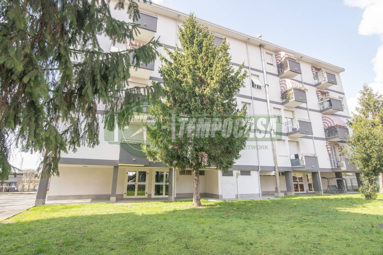 Quadrilocale via Alcide de Gasperi 19, San Fruttuoso, Monza