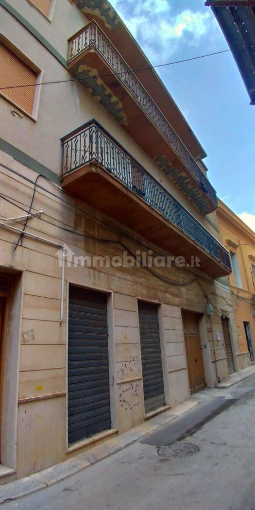 Appartamento via Abele Damiani, Centro Storico, Marsala