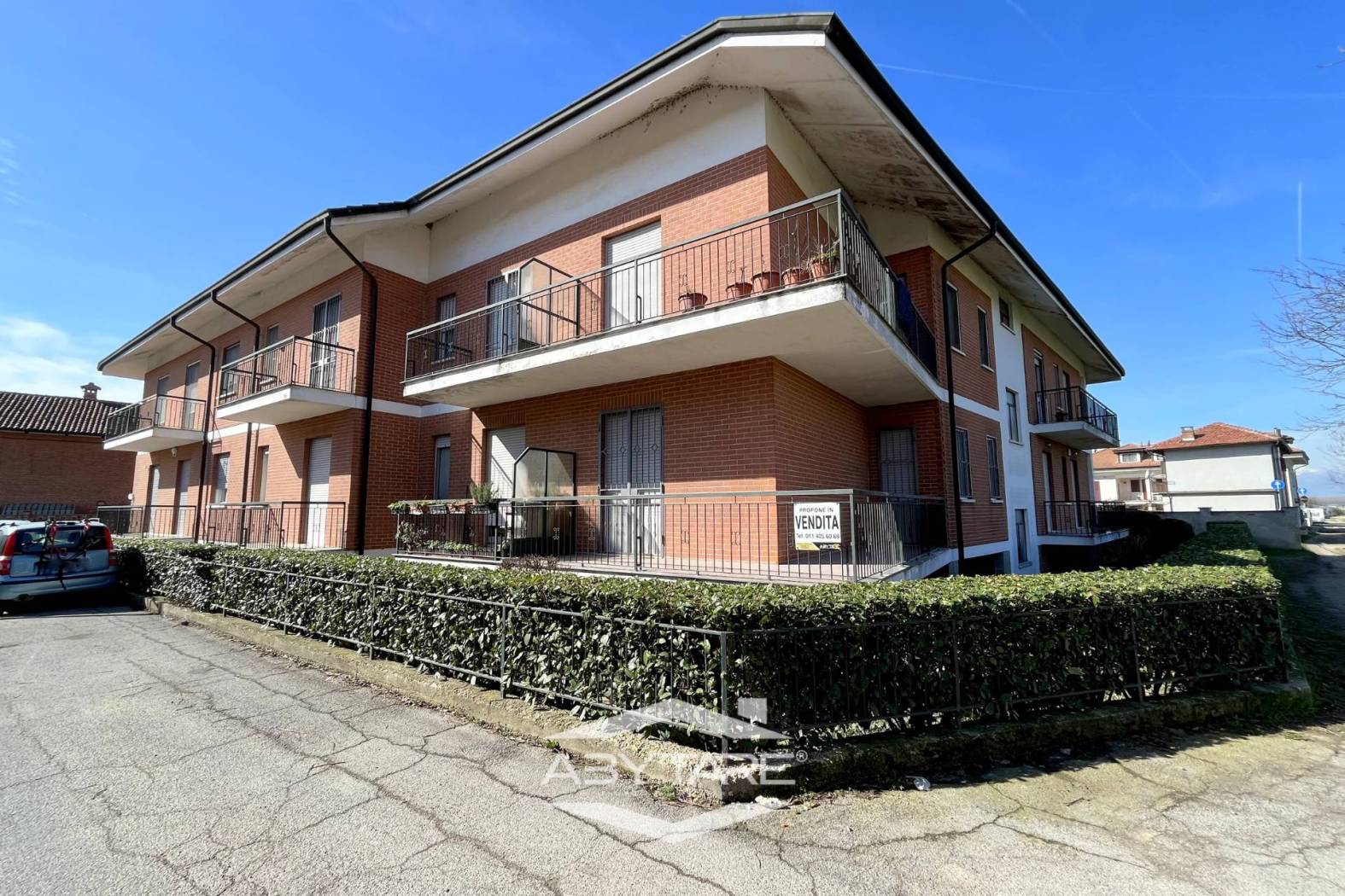 Quadrilocale via Madonnina 19, Centro, Carignano