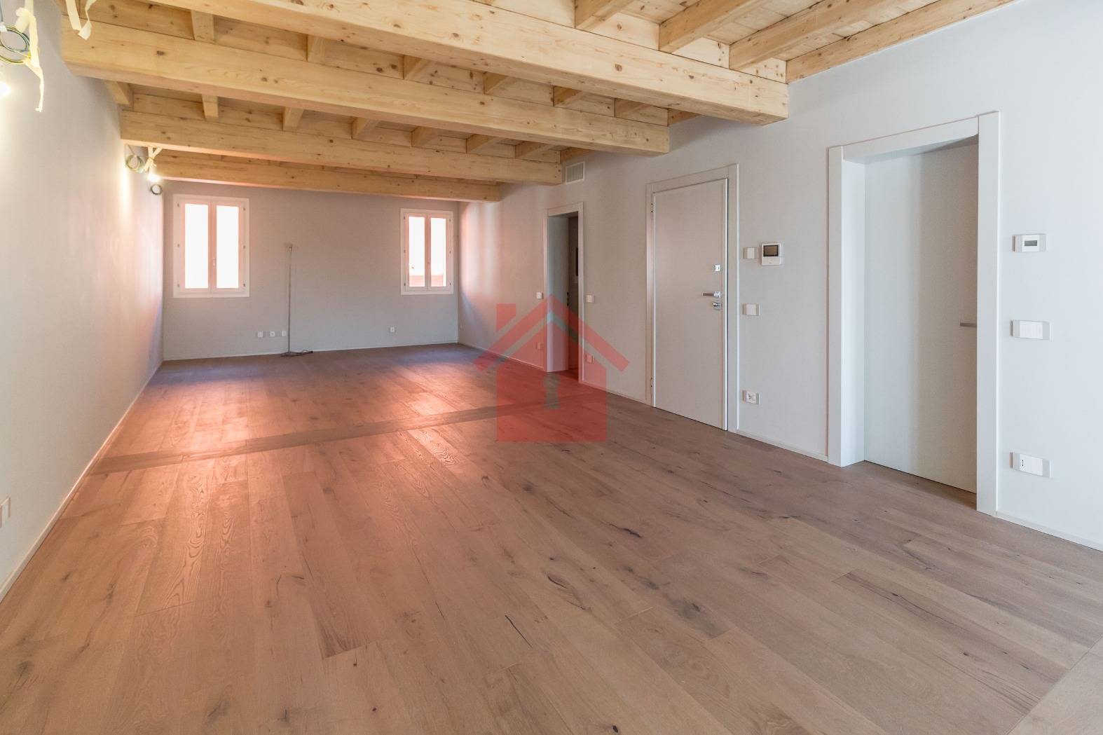 Trilocale via Giacomo Matteotti  15  Carpi Italia, Centro Storico, Carpi