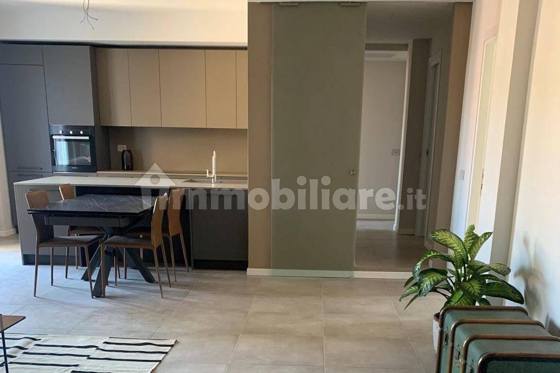 Quadrilocale via Giuseppe Garibotti 16, Centro, Cremona