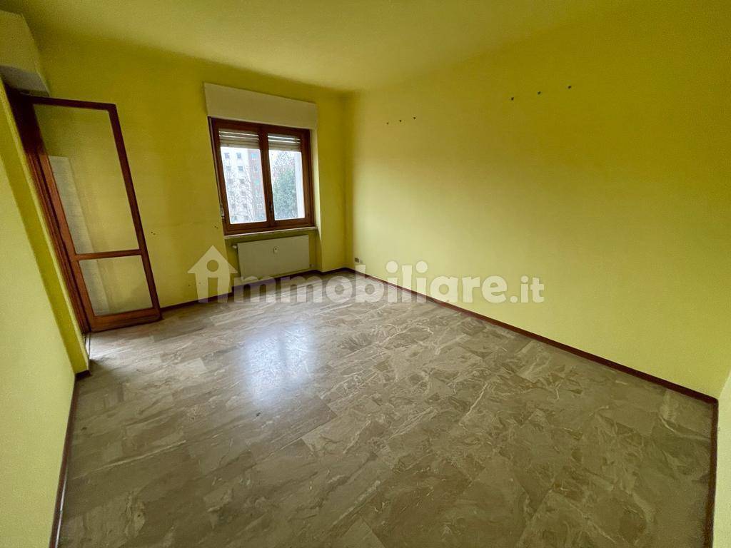 Quadrilocale via Testore 8, Piazza Genova, Alessandria