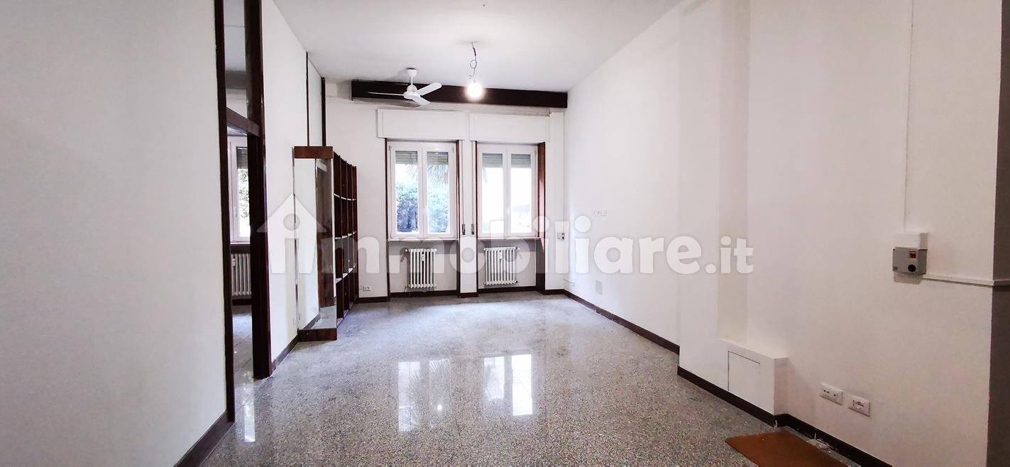 Trilocale via Francesco Rossetti 12, Centro Storico, Lodi