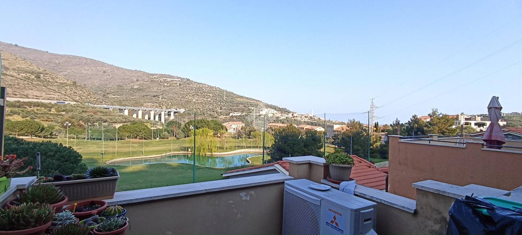 Bilocale via per i piani 1, Castellaro