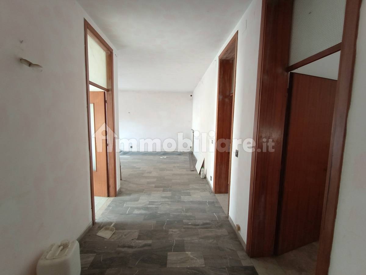 Appartamento CAVARZERE-via Dei Martiri, 59, Centro, Cavarzere