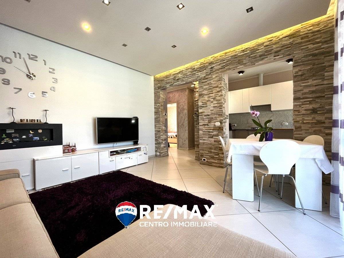 Trilocale via Dalmazia, Biumo Inferiore - Superiore, Varese