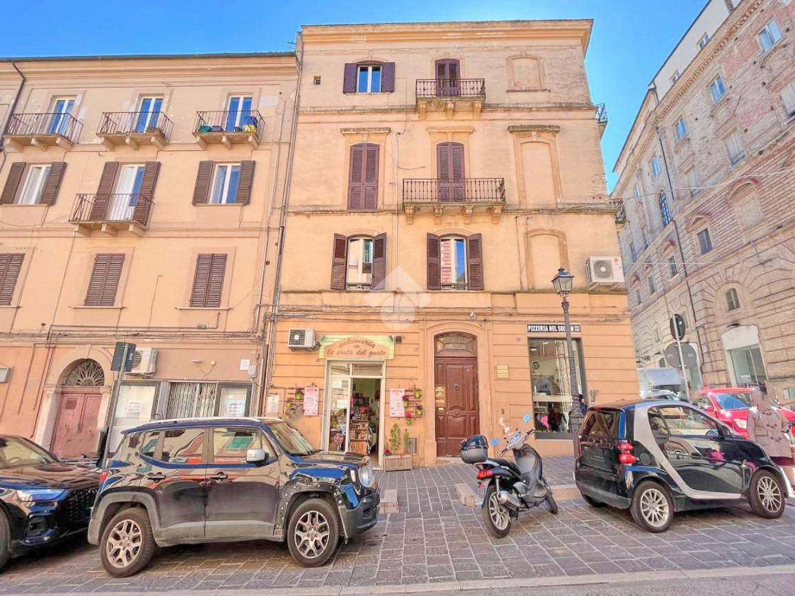 Quadrilocale via Arniense 143, Chieti Città, Chieti