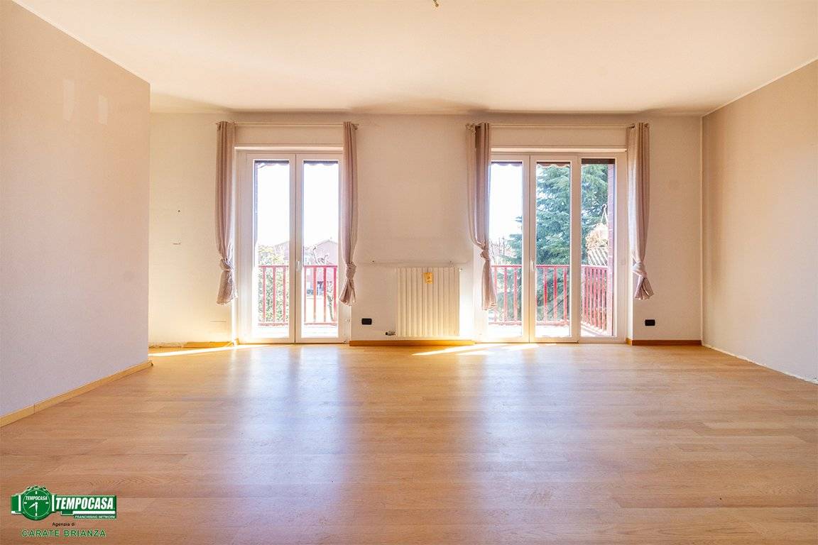 Trilocale via Martin Luther King 25, Centro, Carate Brianza