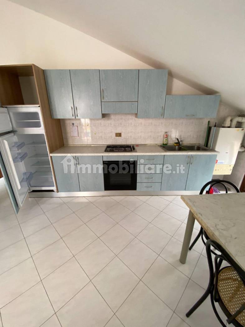 Bilocale via Angeli 56, Centro, Adria