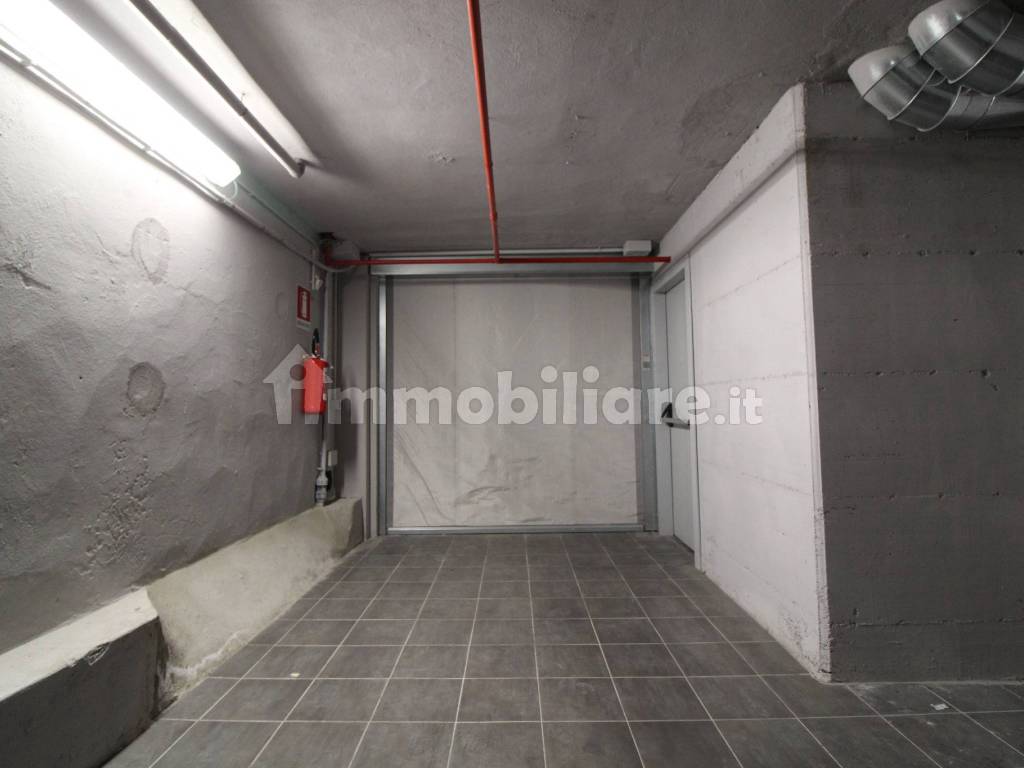 Garage - Box piazzetta Municipio 6, Verona, Rif. 101966388 - Immobiliare.it