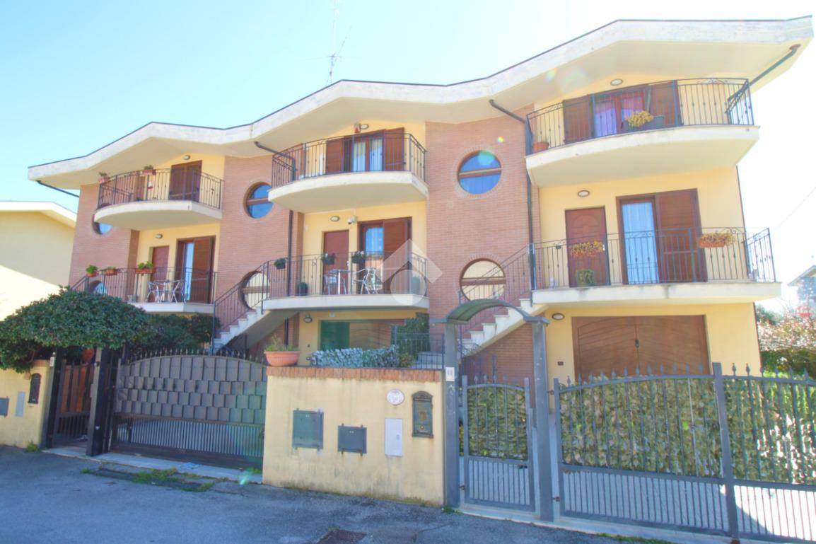 Appartamento via Baiocchi Pasquale 31, San Martino Bassa, Città Sant'Angelo