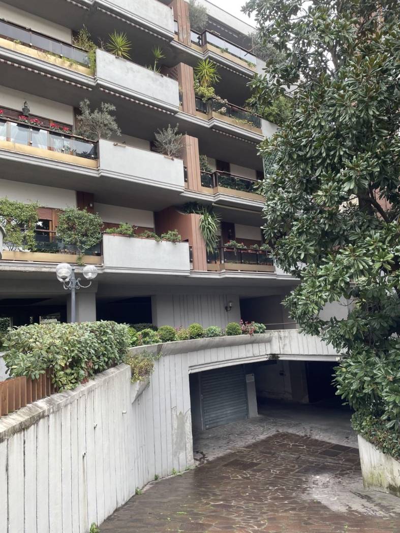 Appartamento via Angelo Messedaglia 36, Fleming, Roma