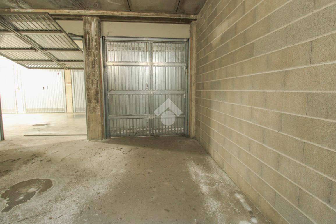 Garage - Box in Vendita