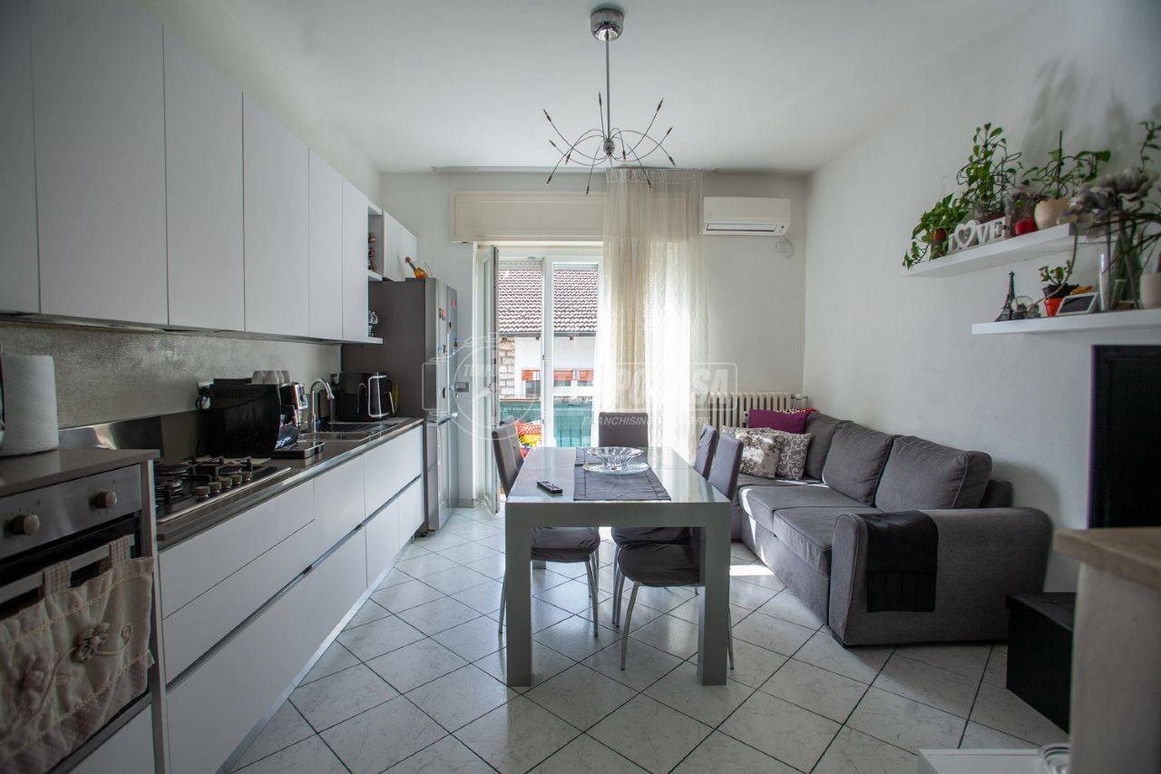 Trilocale via Attilio Bagnolini 7, Intra, Verbania