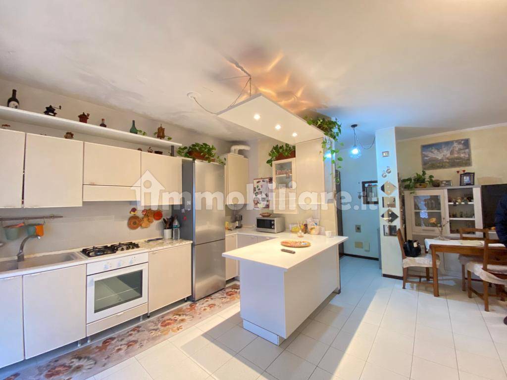 Trilocale viale Carlo Alberto Dalla Chiesa 43, Centro, Valenza