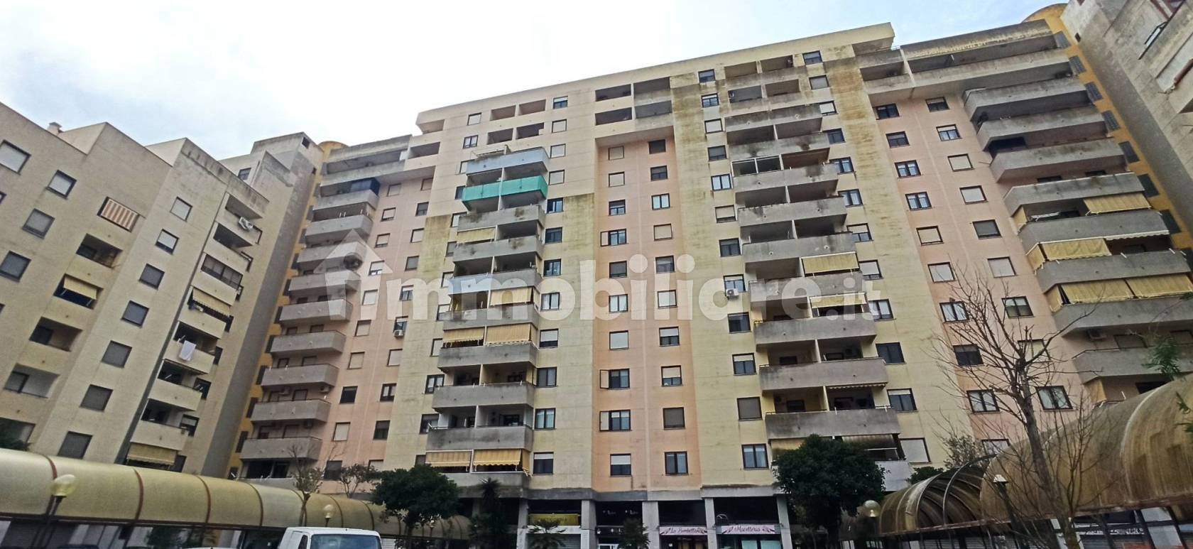 Quadrilocale piazza Sandro Pertini 18, Paolo VI, Taranto