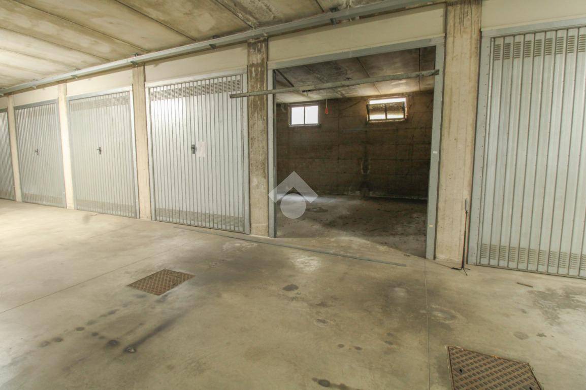 Garage - Box in Vendita