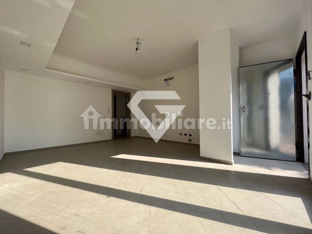 Bilocale viale Silvio Amico, Centro, Loano